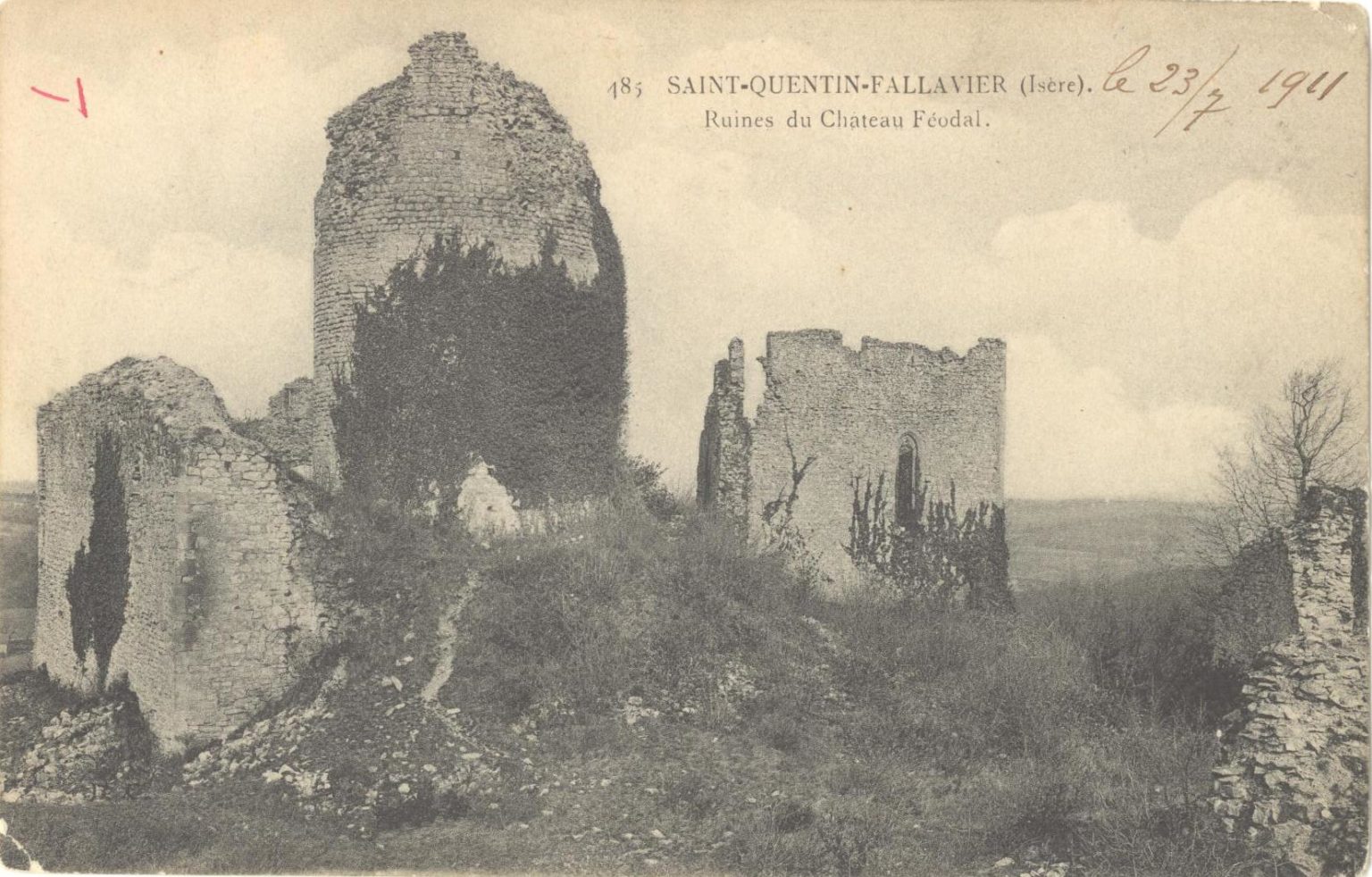 Le château de Fallavier en Isère - Merveilles cachées